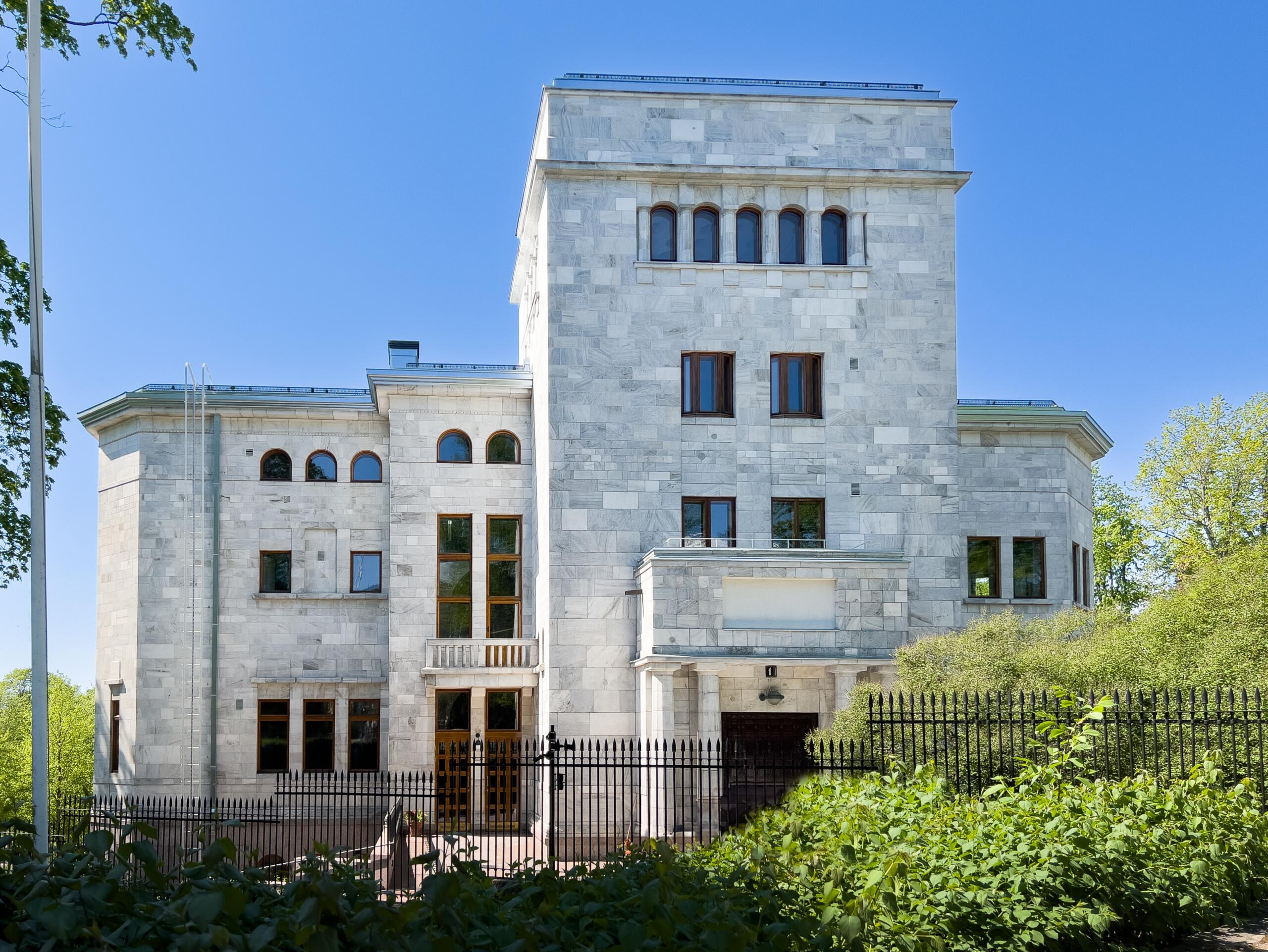 Marble Palace - Sarcsigge